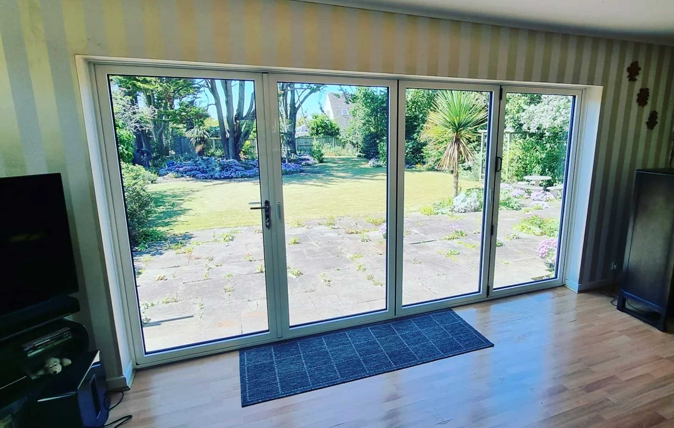 Aluminium Bi-folding Doors in Rochdale | Aluminium Bi-folding Doors in ...